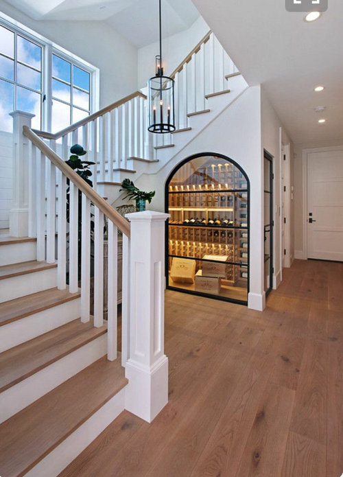 Weird stair railing update - HELP!