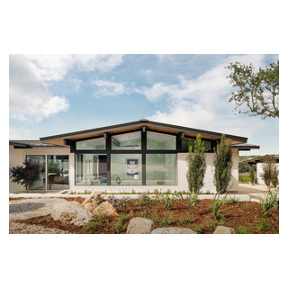 Atomic Ranch MCM Main House - Midcentury - Exterior - Austin - by ...