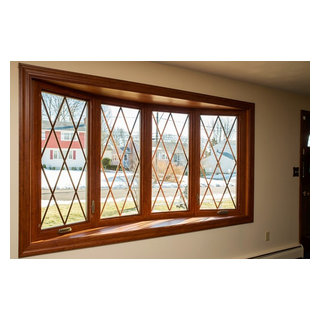 4-LITE BOW WINDOW WITH DIAMOND GRIDS - RANCH HOUSE - Traditional ...