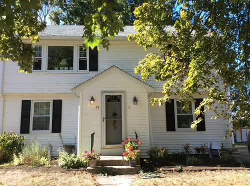 Trim and shutter options with cypress green vinyls (certainTeed)