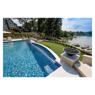 Valparaiso, IN Custom Infinity Edge Pool & Spa - Pool - Chicago - by ...