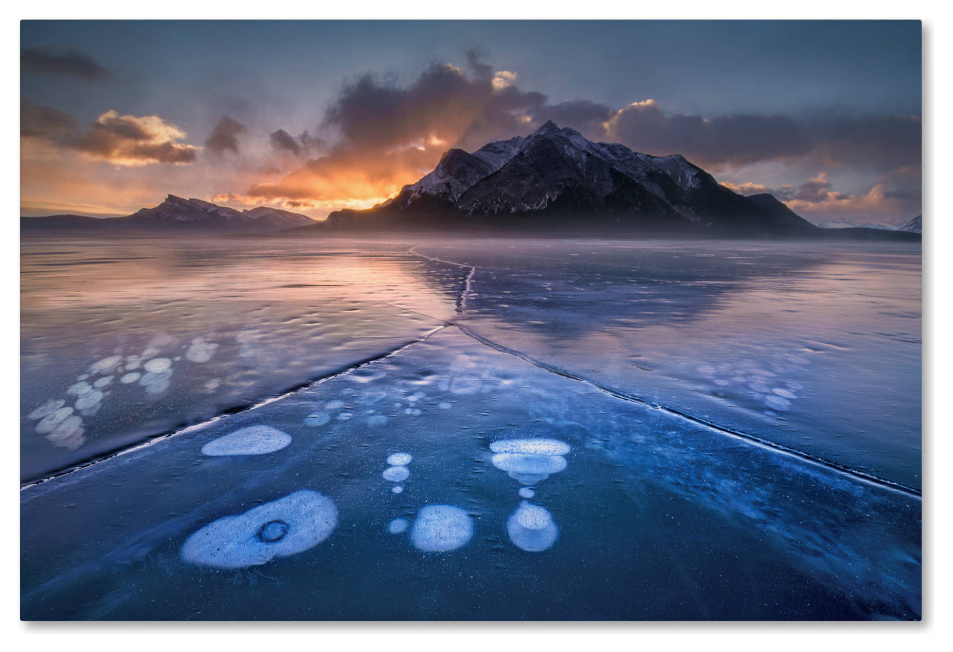 Jianyi Wu 'Frozen Bubbles' Canvas Art, 22"x32" - Beach Style - Prints ...