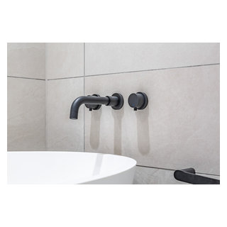 The Kingsway Project - Bathroom - London - by Akiva Projects Ltd | Houzz