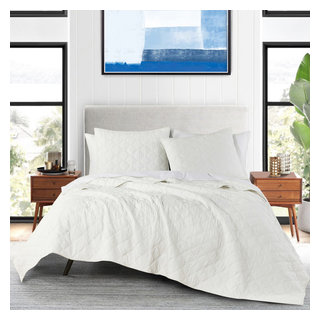 Anne Klein 100% Cotton Diamond Quilt Set, Twin - Transitional - Quilts ...