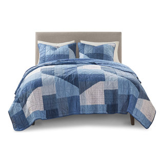 Intelligent Design Skyler Patchwork Printed Reversible Quilt Set, Blue ...