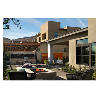 Nova Ridge Midcentury - Midcentury - Patio - Los Angeles - by Bobby ...
