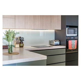 Australian Native Tone Kitchen at Middleton - Contemporary - Kitchen ...