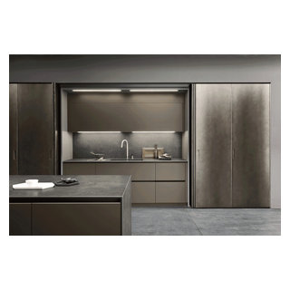 Pedini Miami Luxury Modern Kitchen Design - Modern - Kitchen - Miami ...