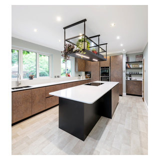 Ferro Bronze with black lacquered handle rails - Contemporary - Kitchen ...