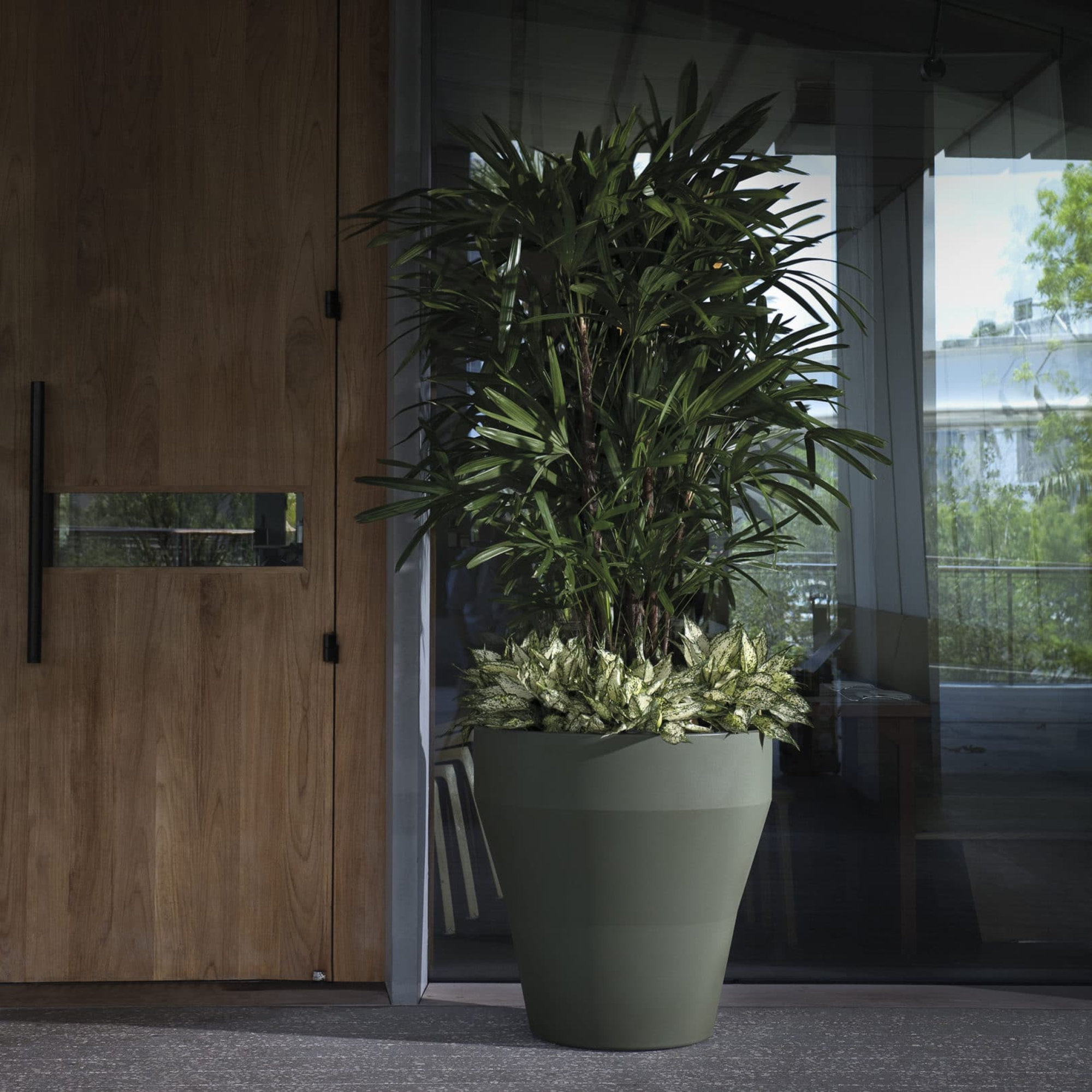 Crescent Garden Rim Plastic Planter With TruDrop One Self-Water, Olive ...