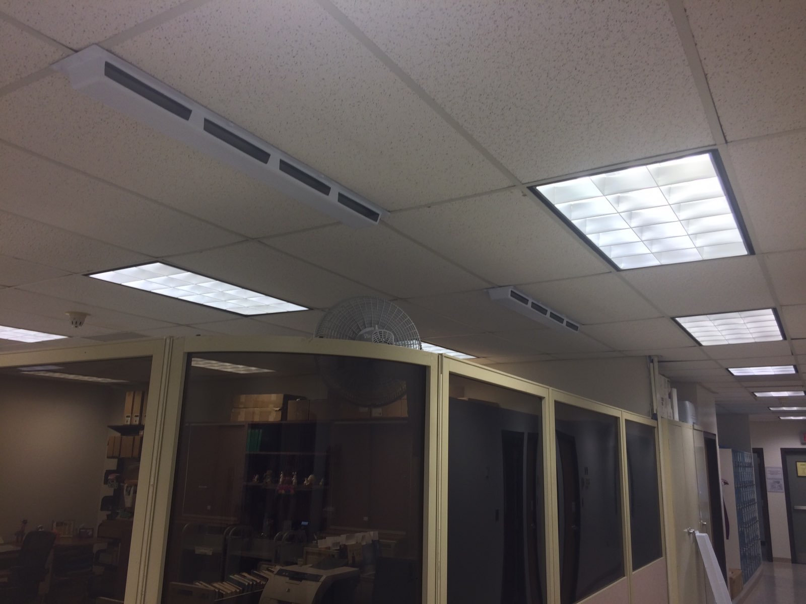 Commercial 2-Way Air Deflector Cover 4' Linear Diffuser - Contemporary ...