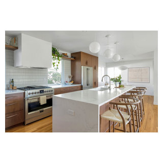 MID-CENTURY MODERN KITCHEN - Midcentury - Kitchen - Portland - by Molly ...