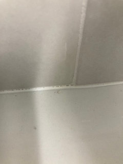 Cloe white tile - stacked horizontal vs alternating