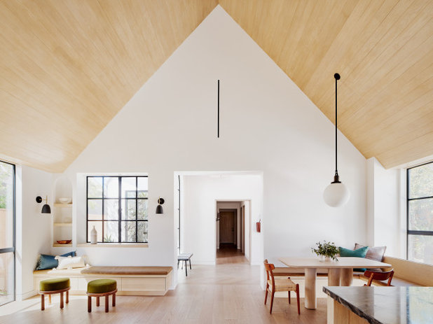 Houzz Tour: Living Large in a 1,400-Square-Foot Home