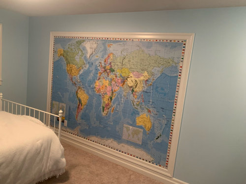guest room aka the giant world map room -how to work with it??
