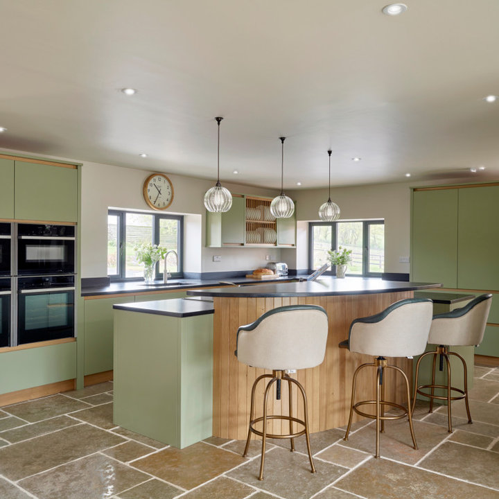 75 Beautiful Large Kitchen Ideas and Designs - December 2024 | Houzz UK
