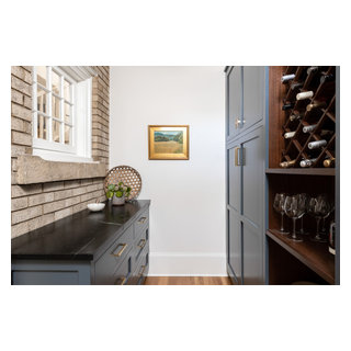 PANTRY STORAGE - Farmhouse - Kitchen - Portland - by Molly J Littlejohn ...