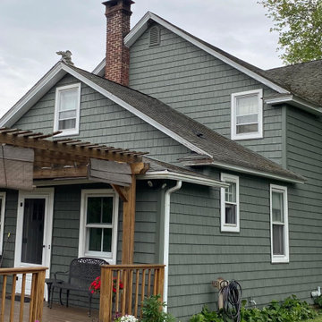 Alside Deep Moss Siding - Photos & Ideas | Houzz