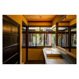 王寺町の古民家再生 - Japanese - Powder Room - Other - by 株式会社ローバー都市建築事務所 | Houzz