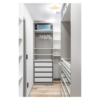 Aire Drive- Primary Closet - Modern - Closet - Las Vegas - by House of ...
