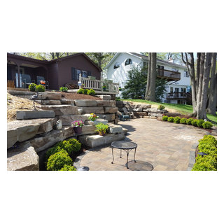 Limestone Retaining Wall - Patio - Detroit - by Superior Scape | Houzz