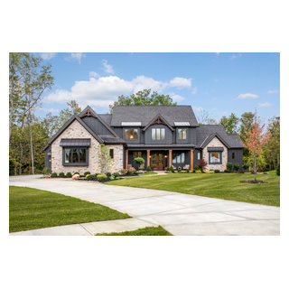 Homearama 2021 - Farmhouse - Exterior - Cincinnati - by Interiors821 ...