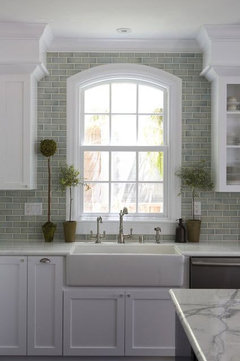 Backsplash in deep, arched kitchen window?
