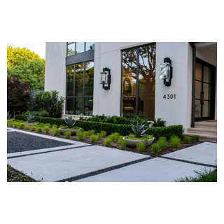 TRANSITIONAL FRONT & BACK YARD LANDSCAPING - Classique Chic - Dallas ...