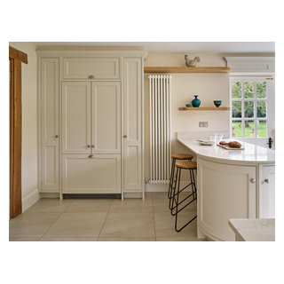 Aylesbury - A Classic Shaker Kitchen in a Victorian House - Victorian ...