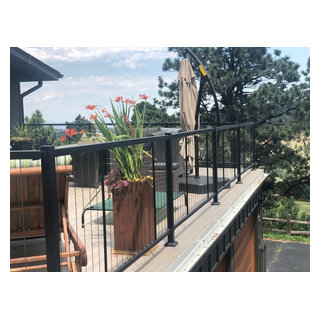 DecTec Deck Roof, Fortress Cable Railing and Wild Hog wire fence ...