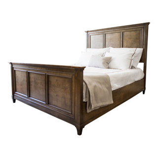 Traditional Rustic Queen Platform Bed With 3 Paneled Head & Foot ...