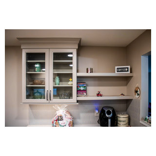 Two-Tone Neutral Kitchen with Quartz Countertop and Soho Picket ...