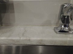 Fissures in quartzite-hmmm...issues? | Houzz Forum