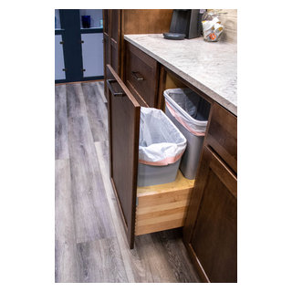 French Roast Kitchen Cabinetry with Eternia Quartz Countertop ...