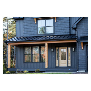 Royal Ironstone Vinyl siding with wood accents - Craftsman - Verandah ...