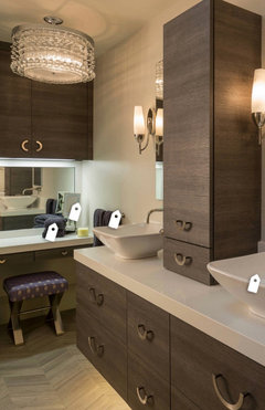 Help laying out small linear master bathroom