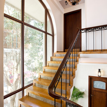 Indian Staircase Design Ideas, Inspiration & Images - September 2025 ...