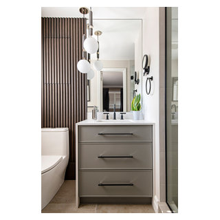 Maple Grove Park - Contemporary - Bathroom - Toronto - by Pizzale ...