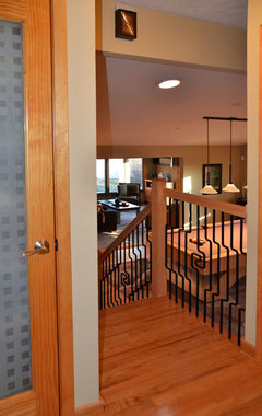 Ideas for split foyer entryways