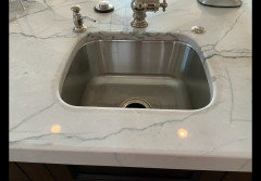 Quartzite countertop staining