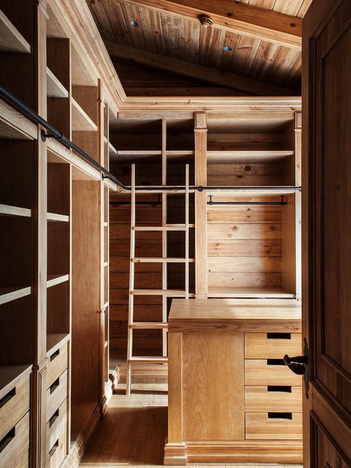 824 Rustic Closet Design Ideas & Remodel Pictures | Houzz