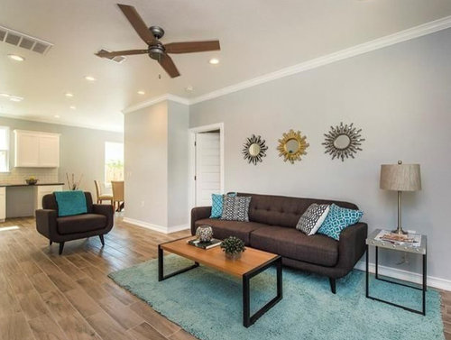 How to stage Living Room with minimal wall space