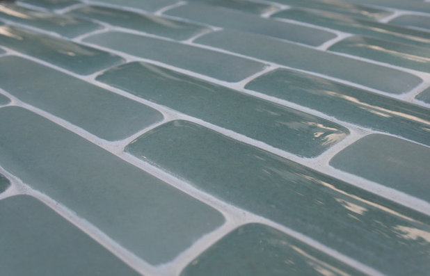 Ecofriendly Kitchen: Recycled Tile for Backsplashes