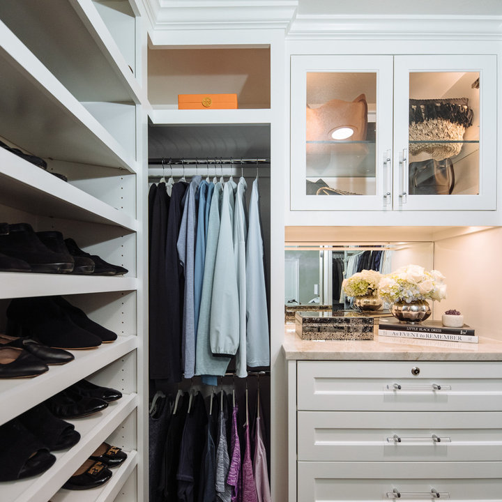 75 Beautiful Small Walk-in Wardrobe Ideas & Designs - June 2024 | Houzz AU