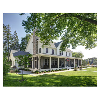 The Hidden Pearl - Farmhouse - Milwaukee - by Colby Construction | Houzz