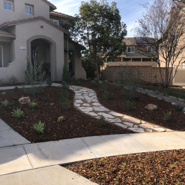 75 River Rock Walkway Ideas You'll Love - October, 2025 | Houzz