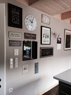 Styling: Inventive Ways to Curate a Beautiful Wall Vignette | Houzz UK