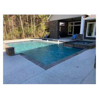 Crown Oaks Geometric - Modern - Pool - Houston - by Hendrix Pools | Houzz