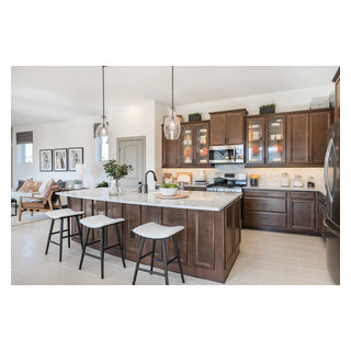The Hammerly - Kitchen - Houston - by David Weekley Homes | Houzz IE