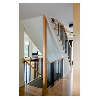A Minimalist's Kitchen - Contemporary - Staircase - Chicago - by Anna ...